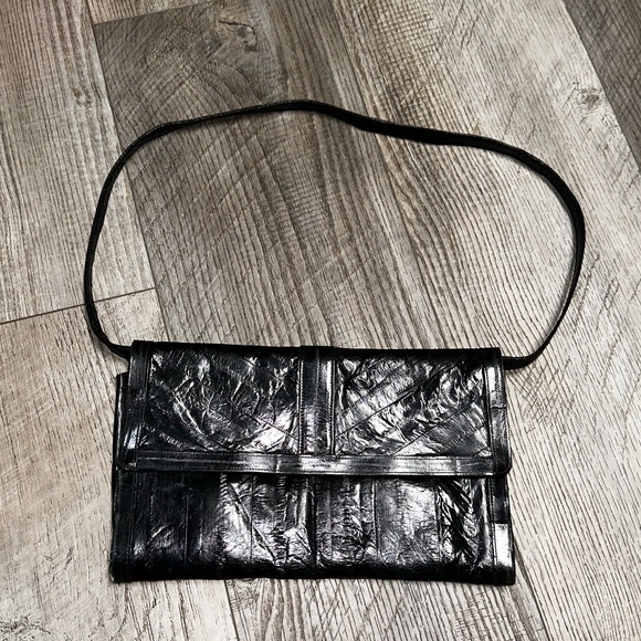 Vintage | Bags | Vintage 0 Genuine Eel Skin The Elegant Eel Black Purse ...